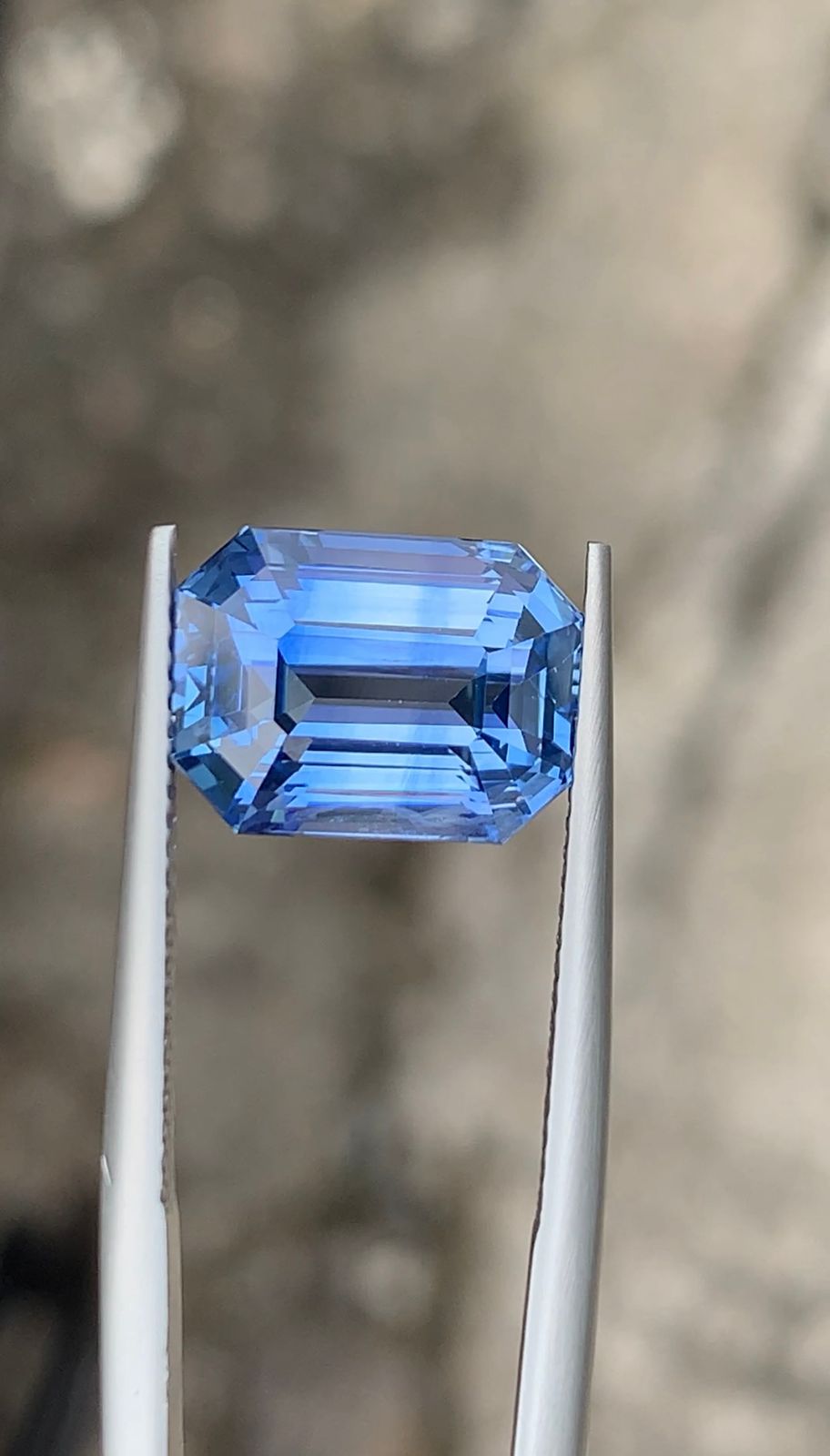 Saphir de Ceylan Sri Lanka à choisir pour créer votre bague