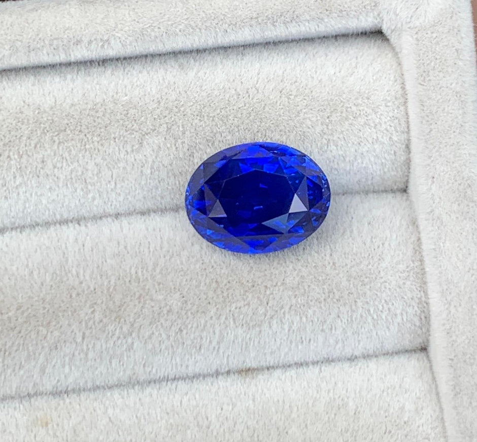 Saphir Bleu certifié | Sélection de pierres – Bonnot Paris