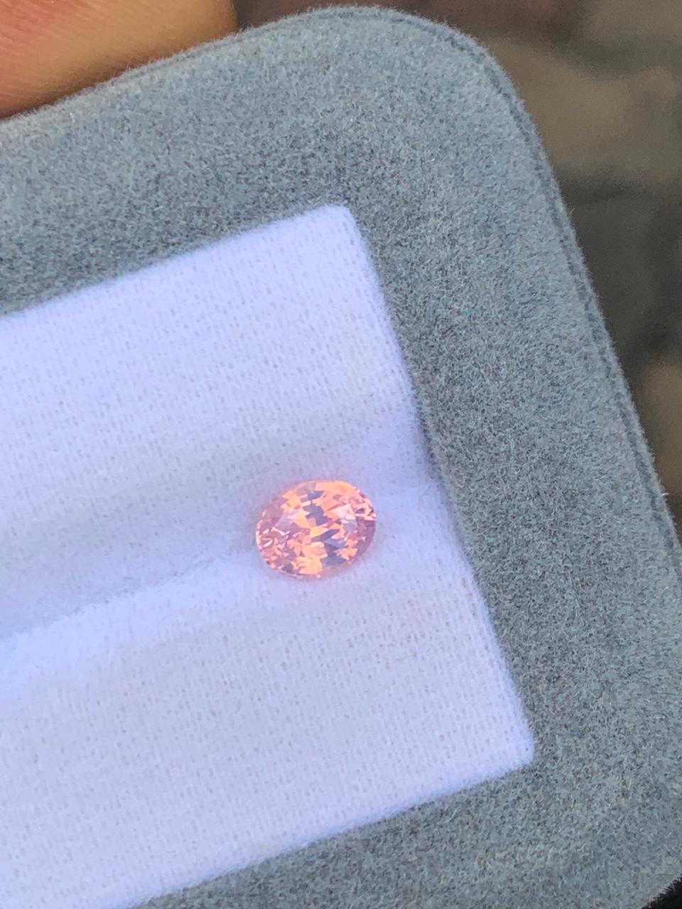 Pink Sapphire 1,10ct Oval | Bonnot Paris